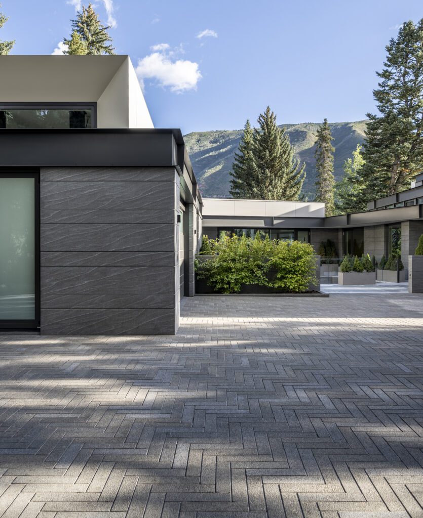 Jet Mist Granite - Maiden Stone