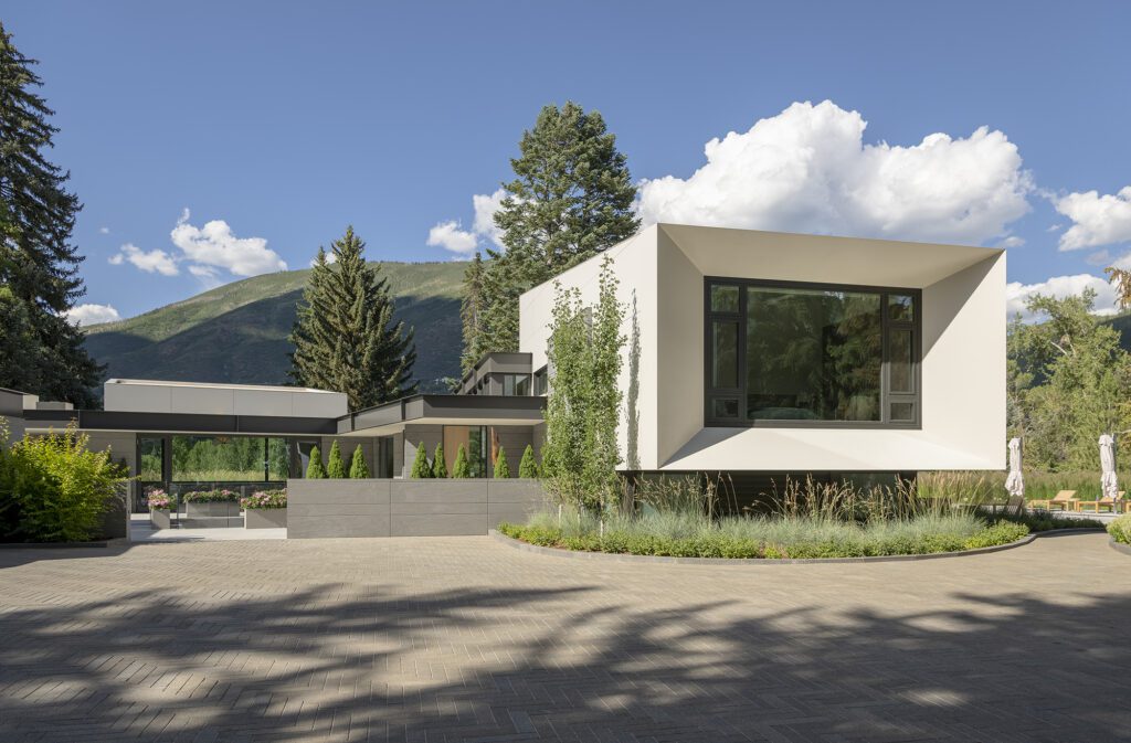 Jet Mist Granite - Maiden Stone